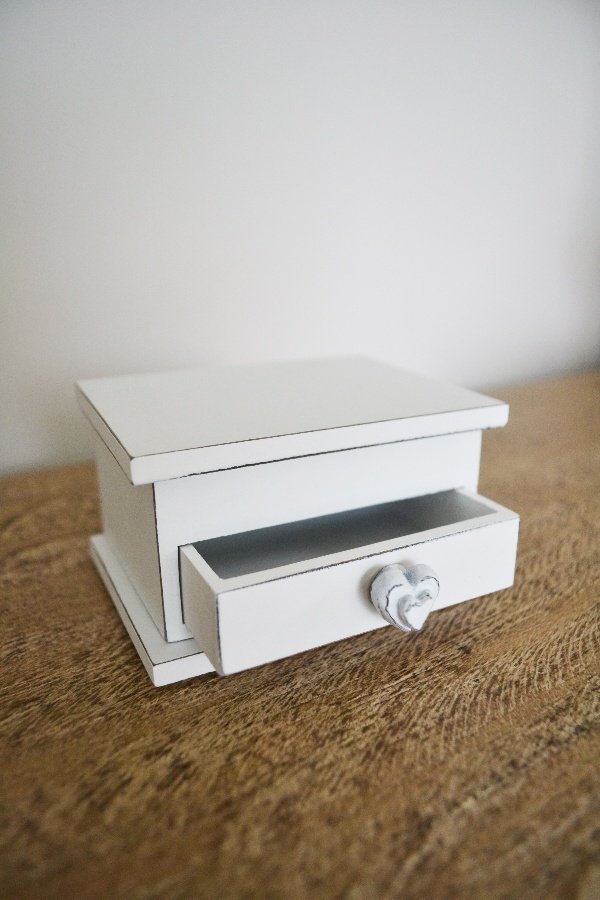 JB0622 / Double Heart Draw Trinket Box | 11318 | Kids / Decorations ...