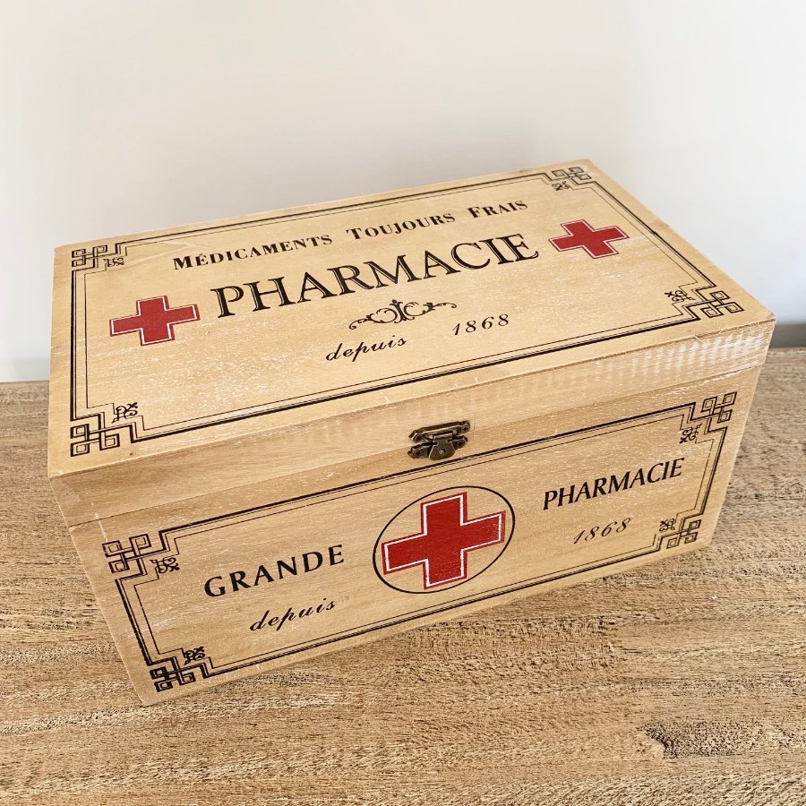 HLD045 / Wooden Pharmaceutical Box | 16523 | Interior Decor / Storage ...