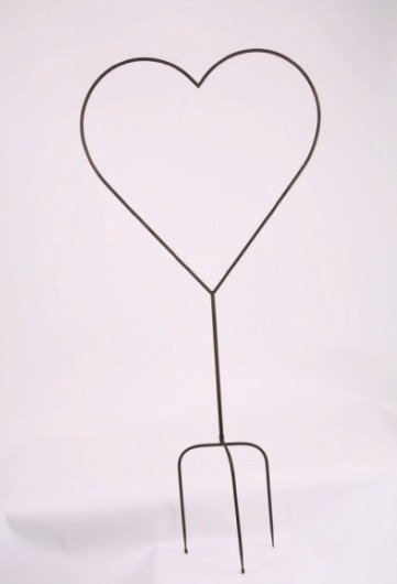 TFM009 / Metal Heart Garden Stake - Medium | 18244 | Outdoor Living ...