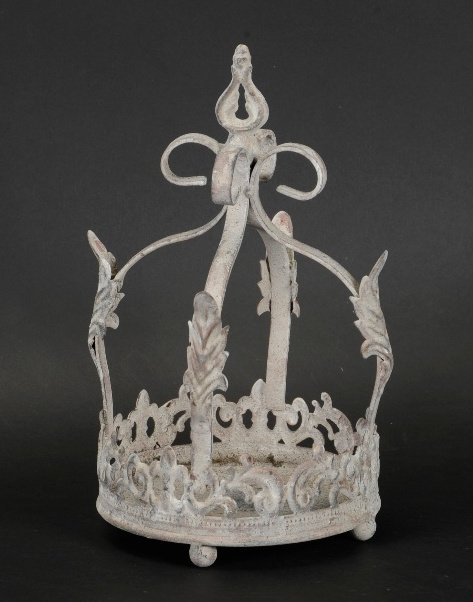 Rustic Finished Metal Crown | 40025 | Christmas / Ornaments | Rosefields