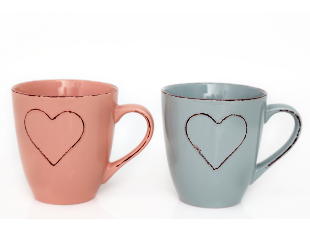 KG0620 / Blue/Pink Heart Embossed Mugs | 42365 | Kitchen & Dining ...