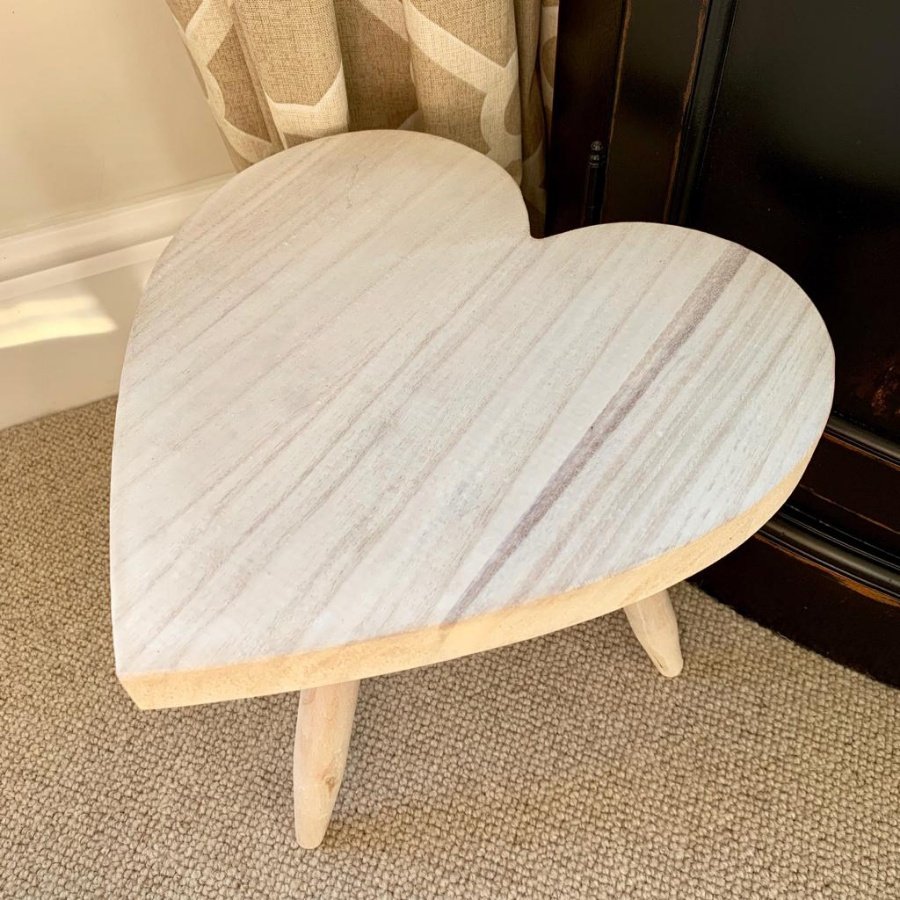 30cm Natural Wooden Heart Stool | 46950 | Interior Decor / Home ...