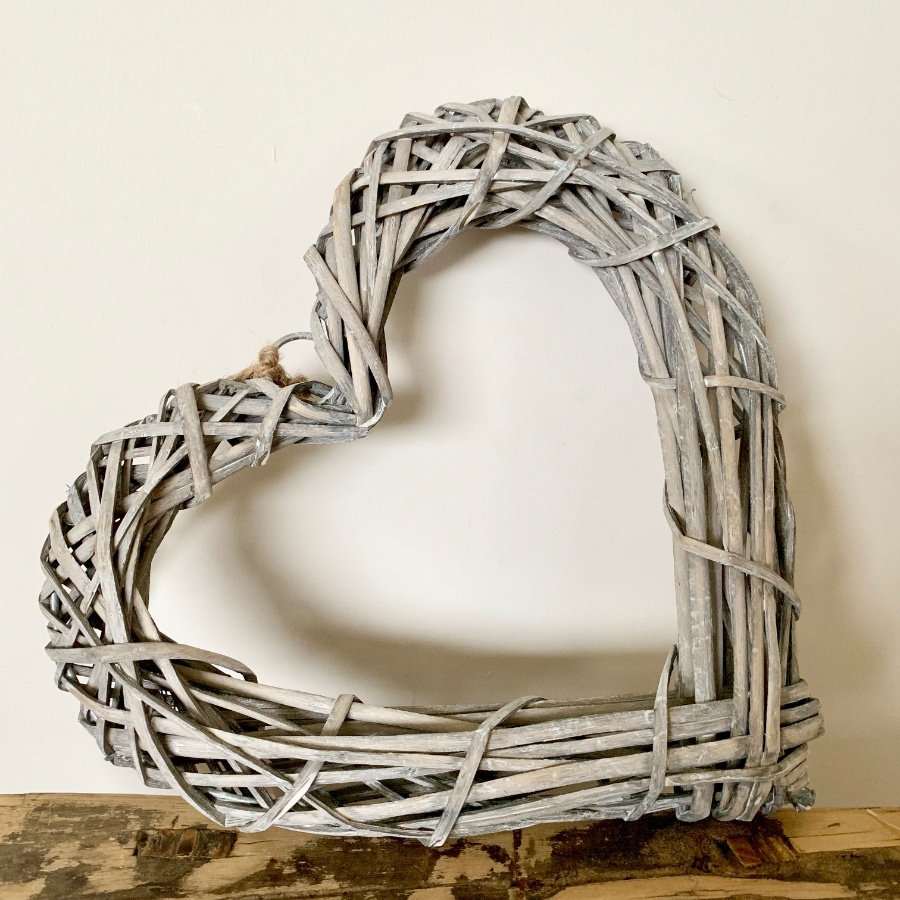 Rustic Rattan Heart, 30cm | 46957 | Christmas / Wreaths and Garlands ...