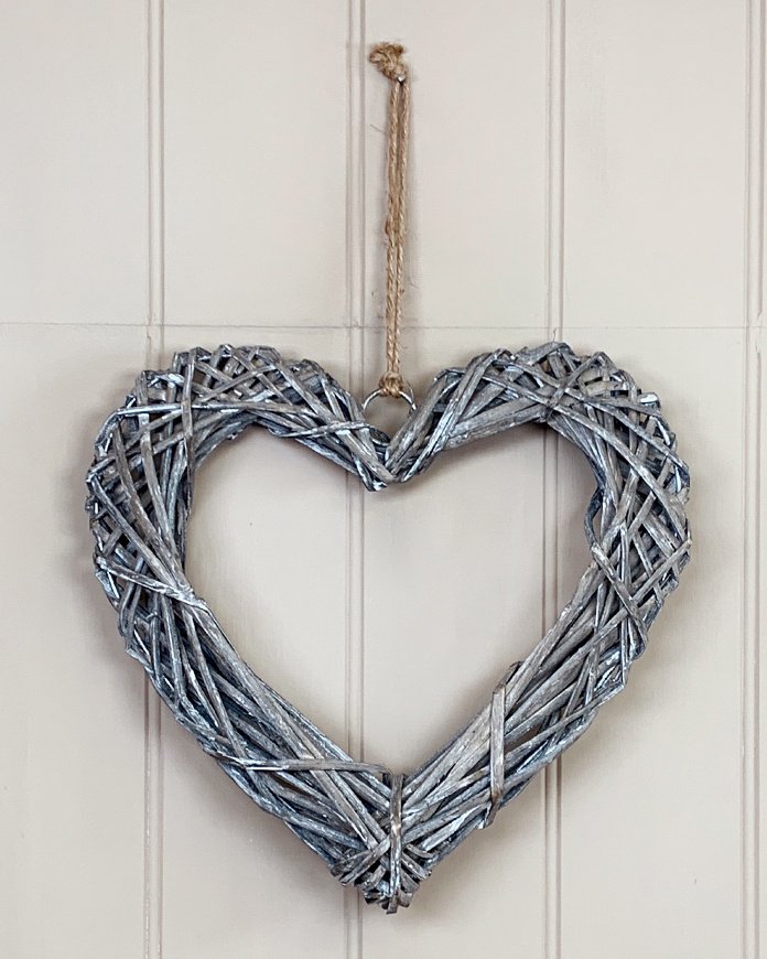 Rustic Rattan Heart, 30cm | 51213 | Christmas / Wreaths and Garlands ...