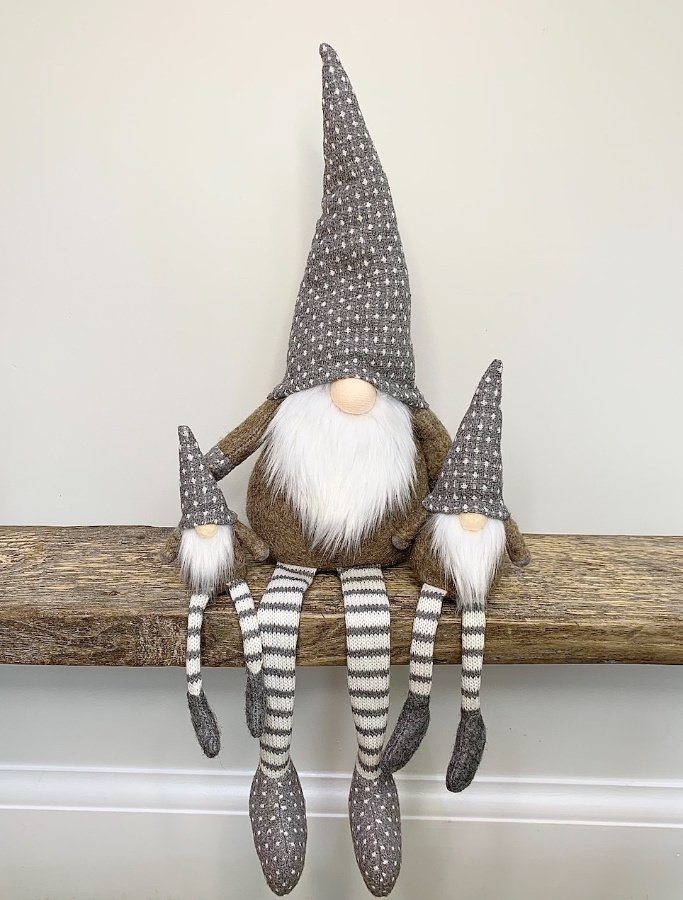 PL020474 - Beige Fabric Sitting Gonk, 53cm Large | | Christmas ...