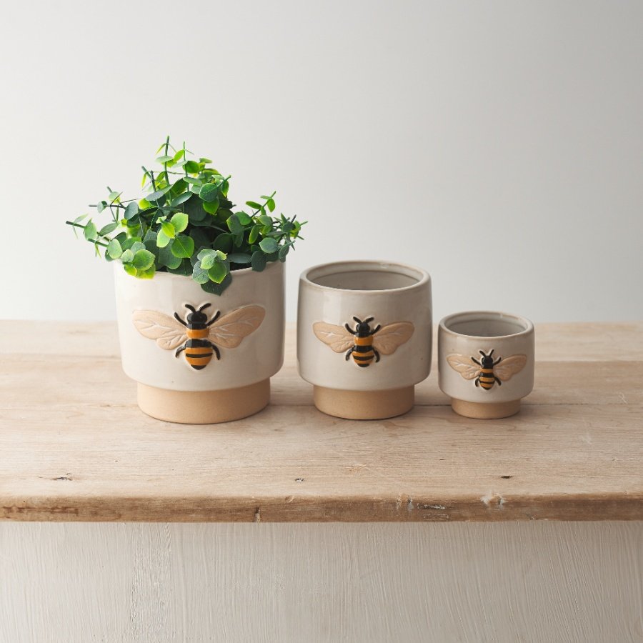 PL907302 - Stoneware Bee Planter, 12cm | | Everyday / Garden ...